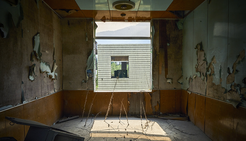 【汶川十年•影像】老北川的遗落世界-Jiemian Global